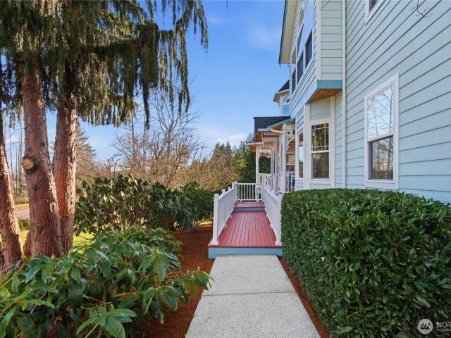 12610 rd Avenue NE