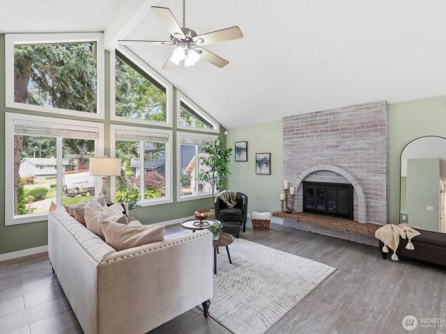 12611 NE 134th Place