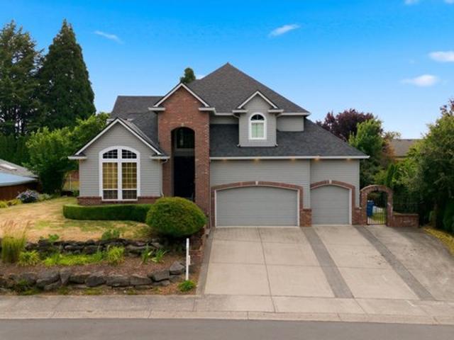 12611 NW 33rd Ave, Vancouver, WA 98685