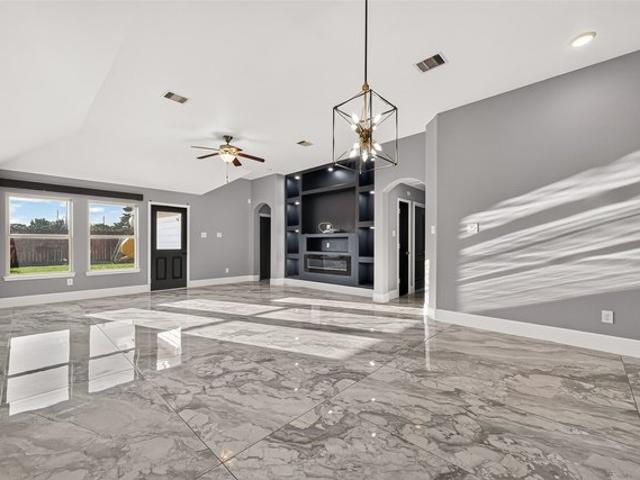 12611 Providence Cove Ct, Houston, TX 77086