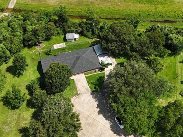 12614C Bar Dr, Santa Fe, TX 77510