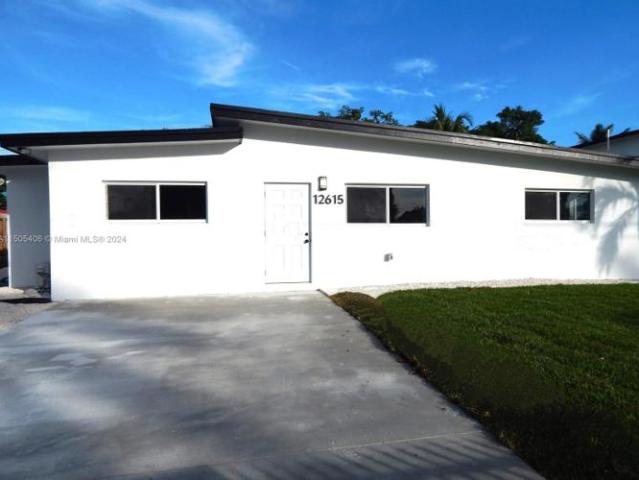 12615 NW 22nd Ave, Miami, FL 33167