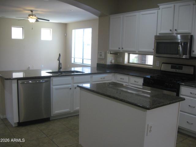 12616 w blackstone lane