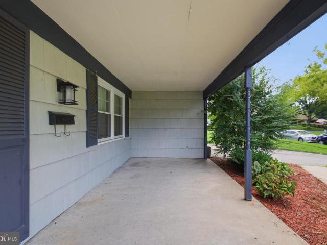 12616 Blackwell Lane
