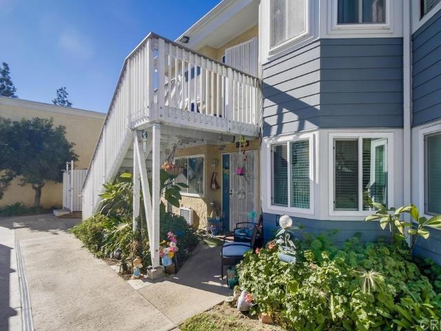 12616 Lakeshore Drive