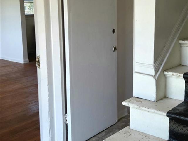 12618 W Outer Drive