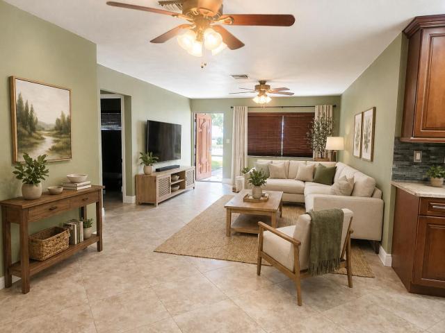 1261 NE 2nd St, Pompano Beach, FL 33060 | MLS #F10555