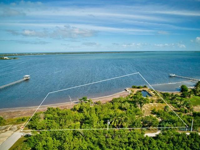 1261 Avenue A, Big Pine Key, FL 33043
