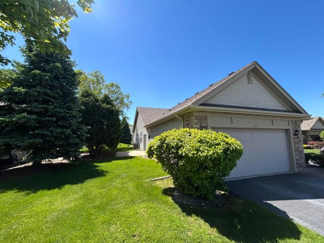 1261 Bluebell Trail