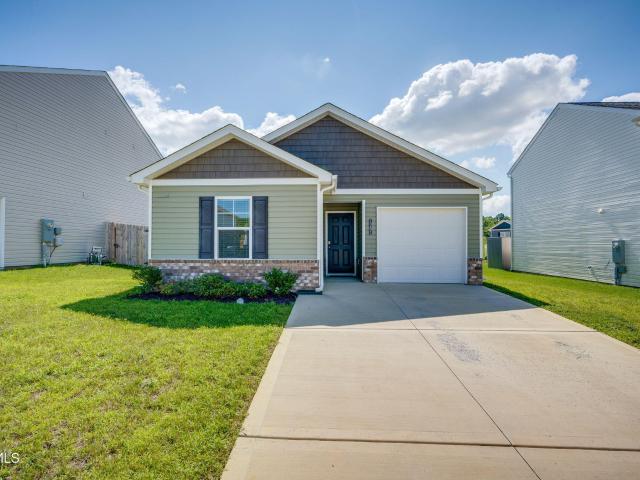 1261 Cherry Grove
