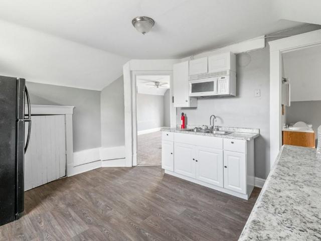 1261 East 99th Street, Unit C 1 Bedroom Condo for Rent at 1261 E 99th St #C, Cleveland, OH 44108 Glenville