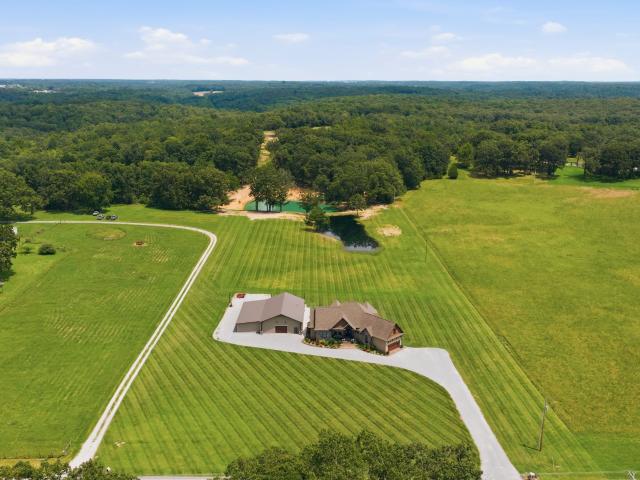 1261 Highway 48 S