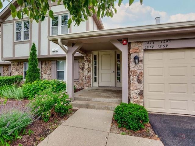 1261 Streamwood Ln Unit 327, Vernon Hills, IL 60061