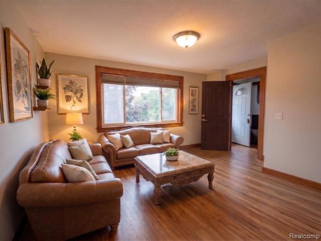 1261 S Birch Unit 1 2 Bedrooms Street
