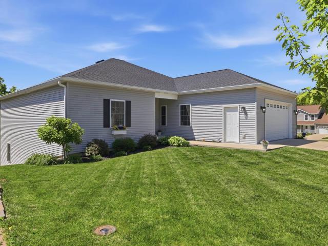 1261 W Olivia Court