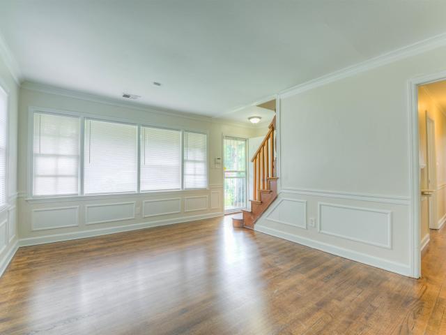 1261 w perkins rd