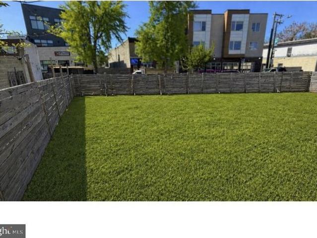 1261 65 Point Breeze Ave, Philadelphia, PA 19146