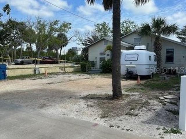 12620 Lagoon Ln, Treasure Island, FL 33706