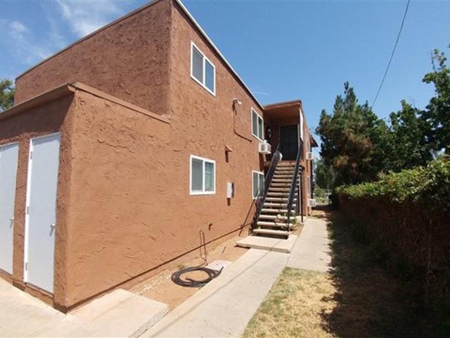 12621 Lindo Ln, Lakeside, CA 92040