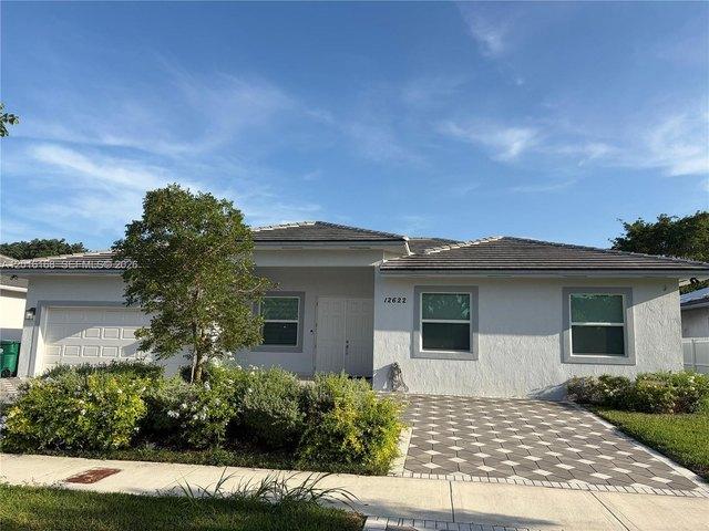 12622 SW 224th St, Miami, FL 33170