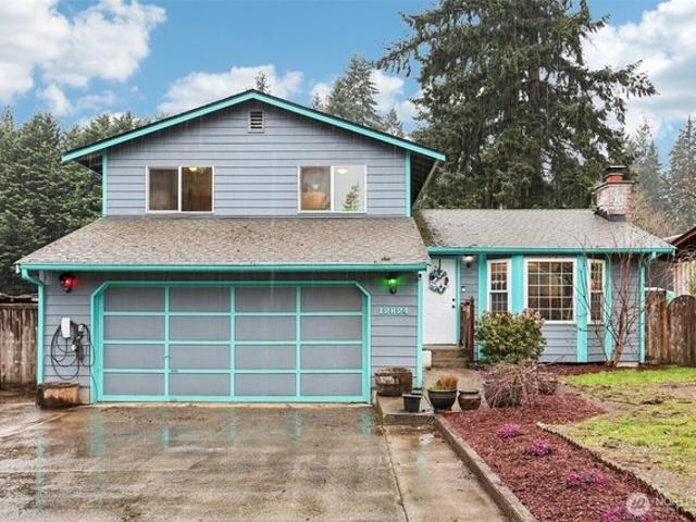 12624 th Avenue Ct E, Bonney Lake, WA 98391