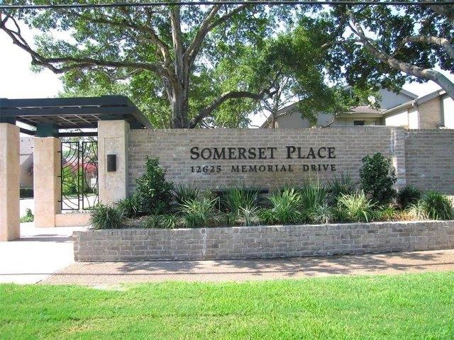 12625 Memorial Dr Apt 127, Houston, TX 77024