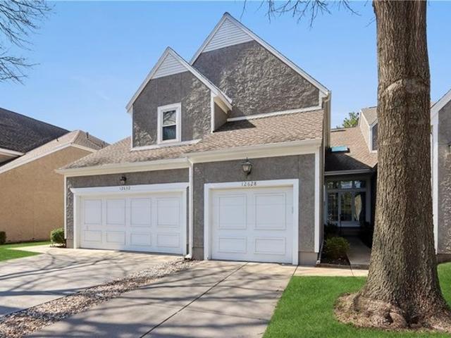 12628 Barkley St, Leawood, KS 66209
