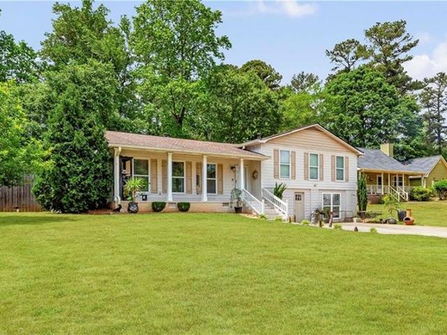 1262 Jordan Rd, Powder Springs, GA 30127