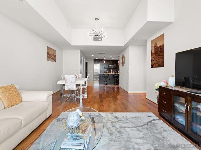 1262 Kettner Blvd 702