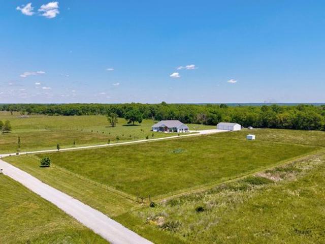 1262 S Yellowstone Ln, Bois D Arc, MO 65612