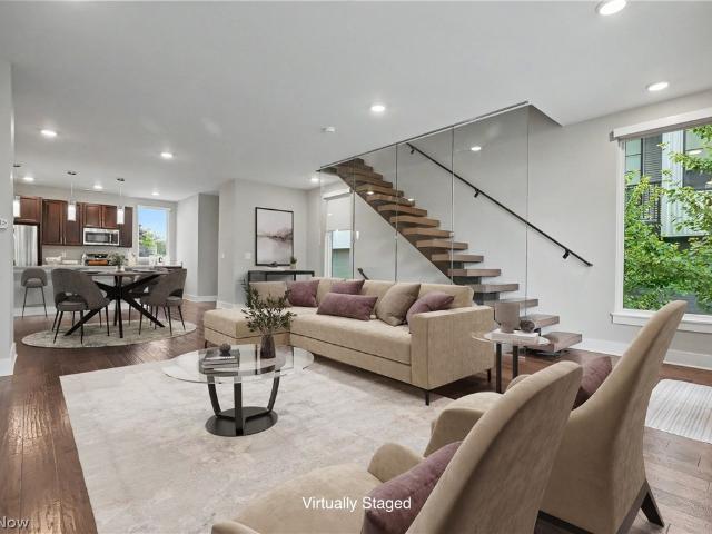 1262 W 70th Street