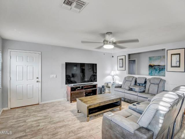 12633 w corrine drive