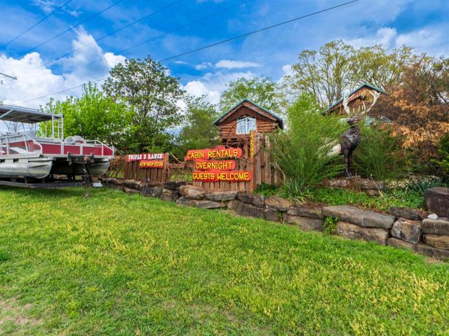 12633 HWY 65