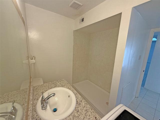 12633 Memorial Dr, Unit 3/16, Houston, TX 77024 | MLS #48374