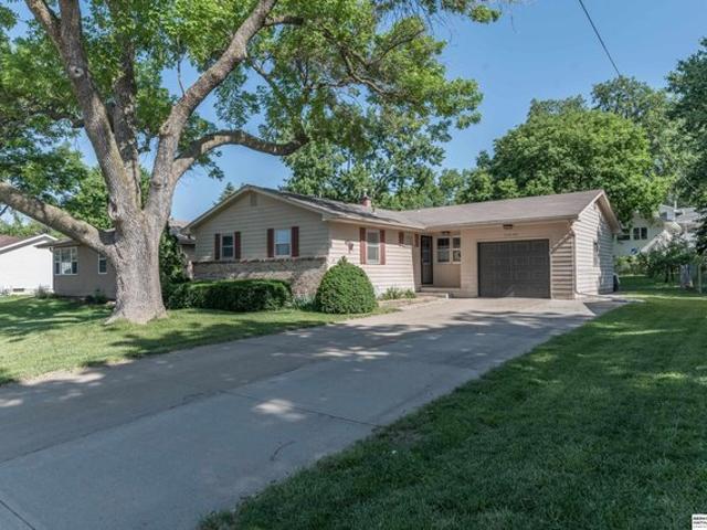 12630 Bartels Dr, Omaha, NE 68137
