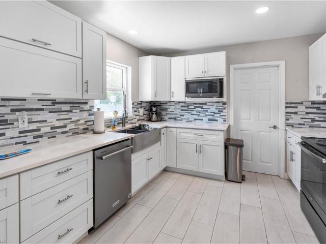 1263 N Collier Blvd, Marco Island, FL 34145 | MLS #226009