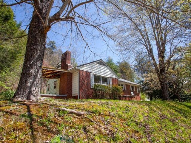 1263 Old Tallulah Rd, Robbinsville, NC 28771