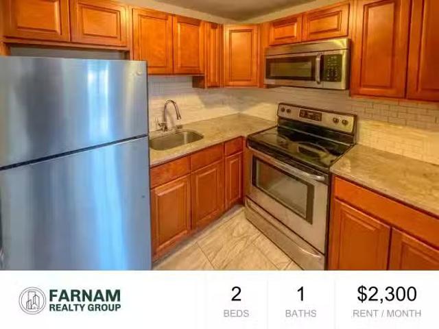 1263 Chapel St #C2, New Haven, CT 06511