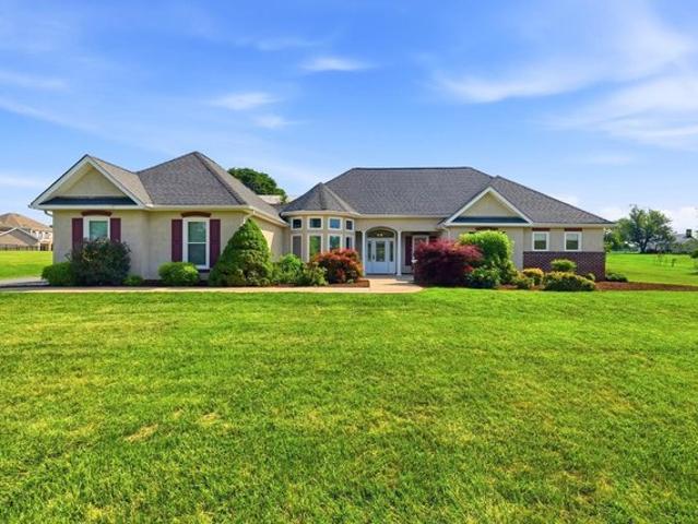 1263 Somerset Dr, Bedford, VA 24551