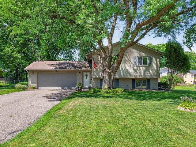 1263 th Ave N, Plymouth, MN 55441