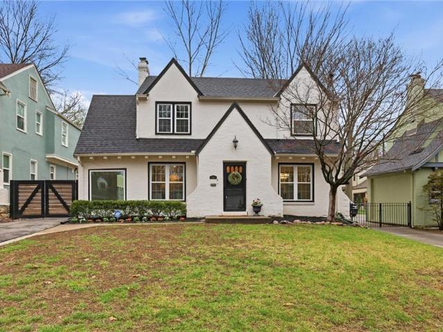 1263 W Gregory Blvd, Kansas City, MO 64114 | Compass