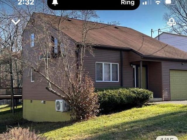 126 1st St, Shady Spring, WV 25918