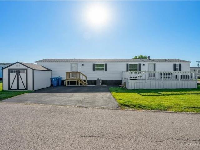 126 7th Ave, Bartlett, IL 60103