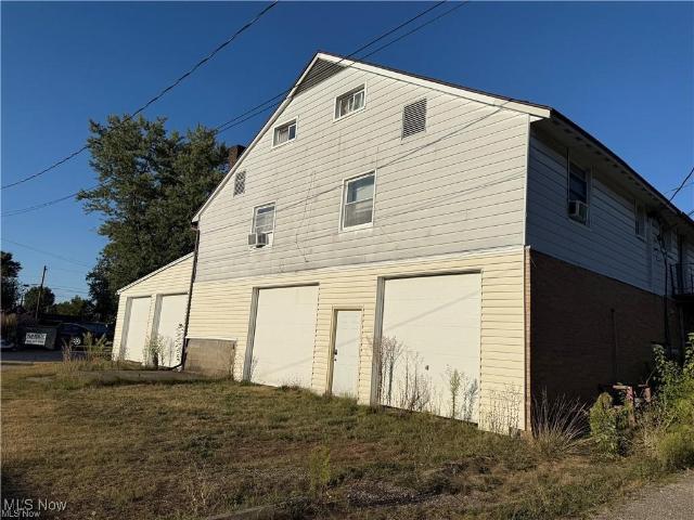 126 4th Street SW