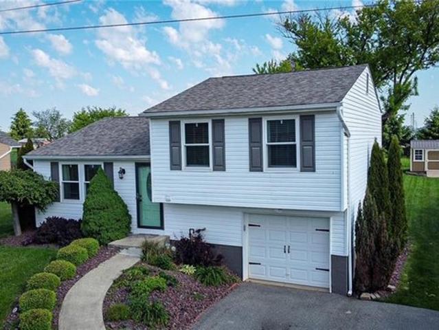 126 Cornell Dr, Butler, PA 16001