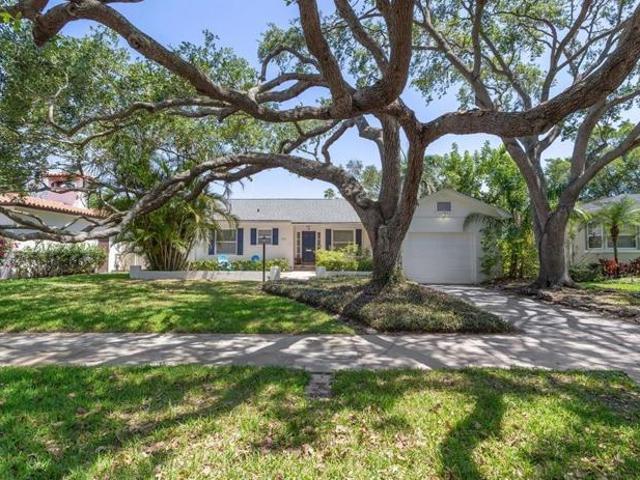 126 Catalan Blvd NE, Saint Petersburg, FL 33704