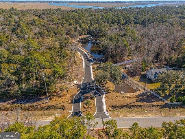 126 Canopy Ln, Saint Simons, GA 31522