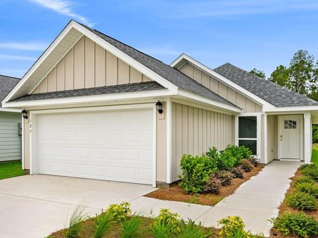 126 Chateau Ln, Port Saint Joe, FL 32456