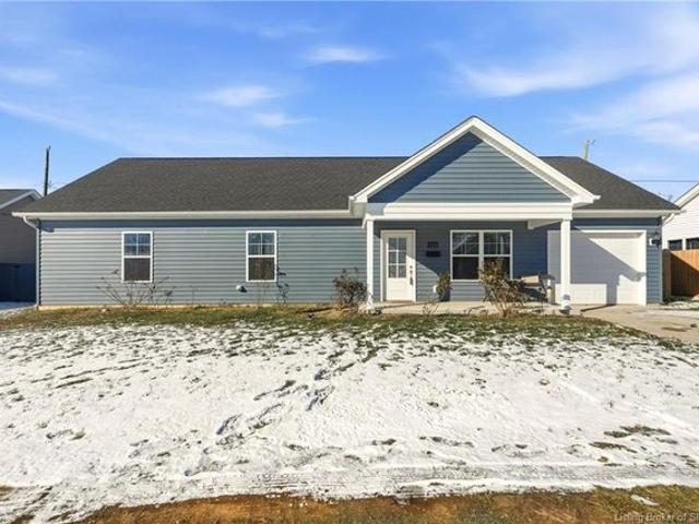 126 Clark Rd, Charlestown, IN 47111