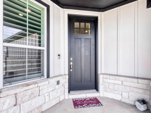 126 Clay Hill St